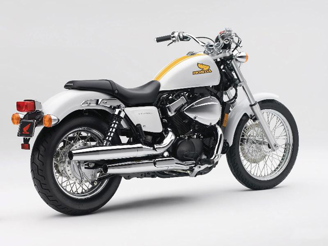Honda “cứu” VT750S bằng hai phiên bản đặc biệt