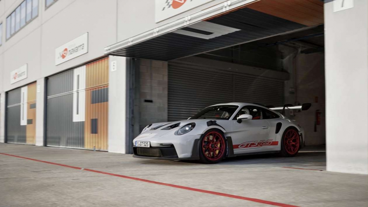 Cận cảnh Porsche 911 GT3 RS thế hệ mới