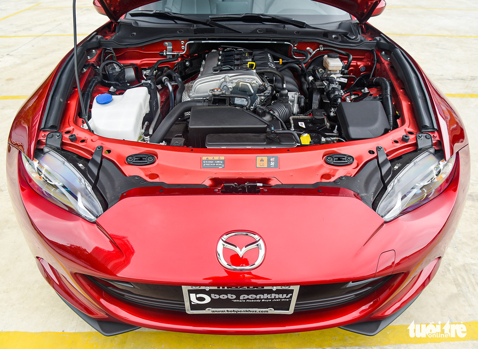 Mazda MX-5 2022 - Xe mui trần độc bản, giá tiền tỉ, 2 chỗ ngồi cho dân ...