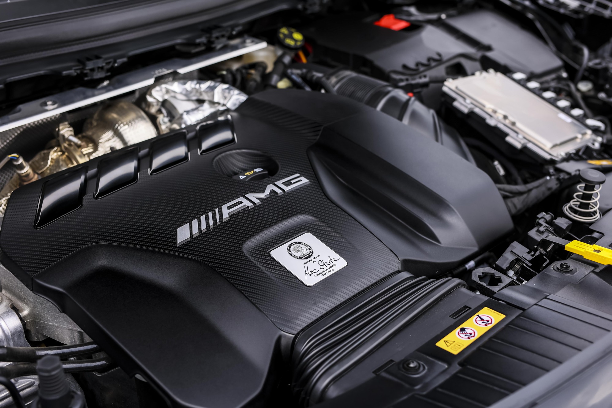 Khám phá Mercedes-AMG GLA 45 S chính hãng - SUV giá 3,43 tỷ đồng cho ...