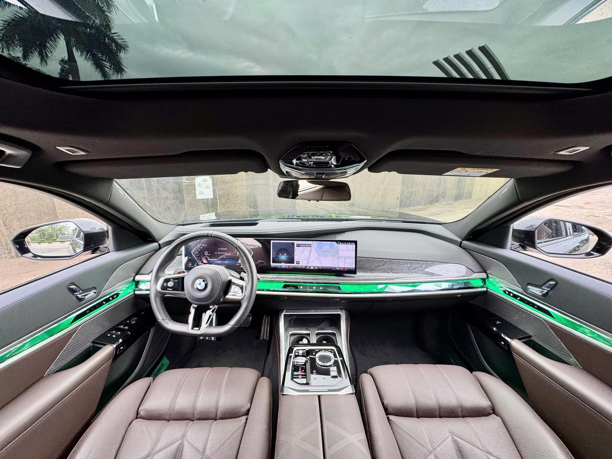 Rapper Andree tậu BMW 7-Series giá niêm yết hơn 5 tỷ đồng, CĐM mạng ...