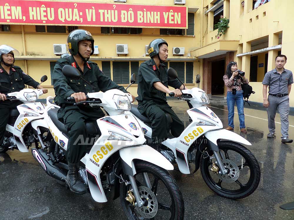 CSGT và CSCĐ Hà Nội được trang bị thêm xe mới