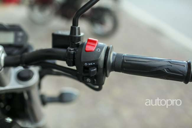 Cận cảnh Yamaha FZ ver 2.0 tại Việt Nam