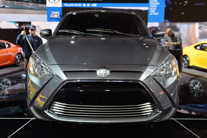 Scion iA 2016 thực chất là Mazda2 phiên bản “miệng rộng”