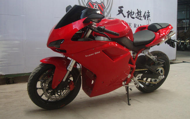 Wonjan WJ 300 GS – Phiên bản nhái giá rẻ của siêu mô tô Ducati 1198