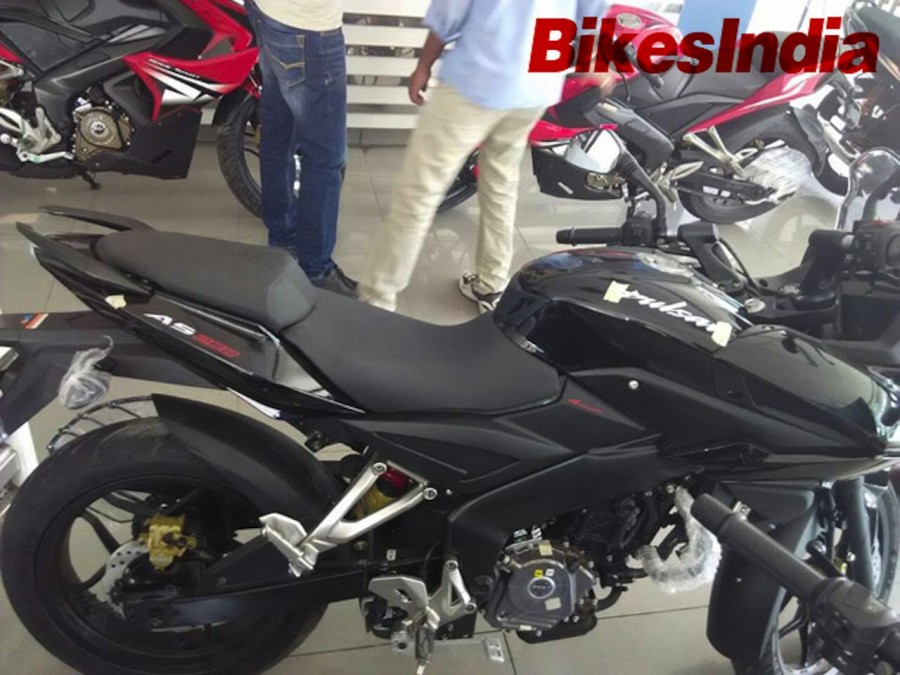 Bajaj Pulsar 200AS - Xe thể thao đường trường giá rẻ