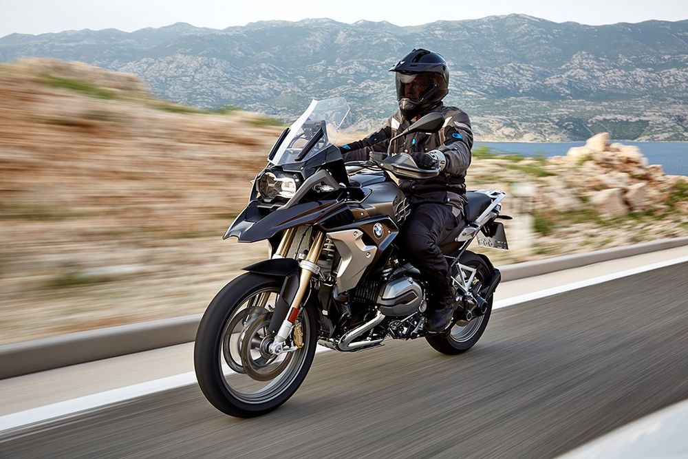 BMW R 1200 GS 2017 trang bị hàng loạt công nghệ tiên tiến
