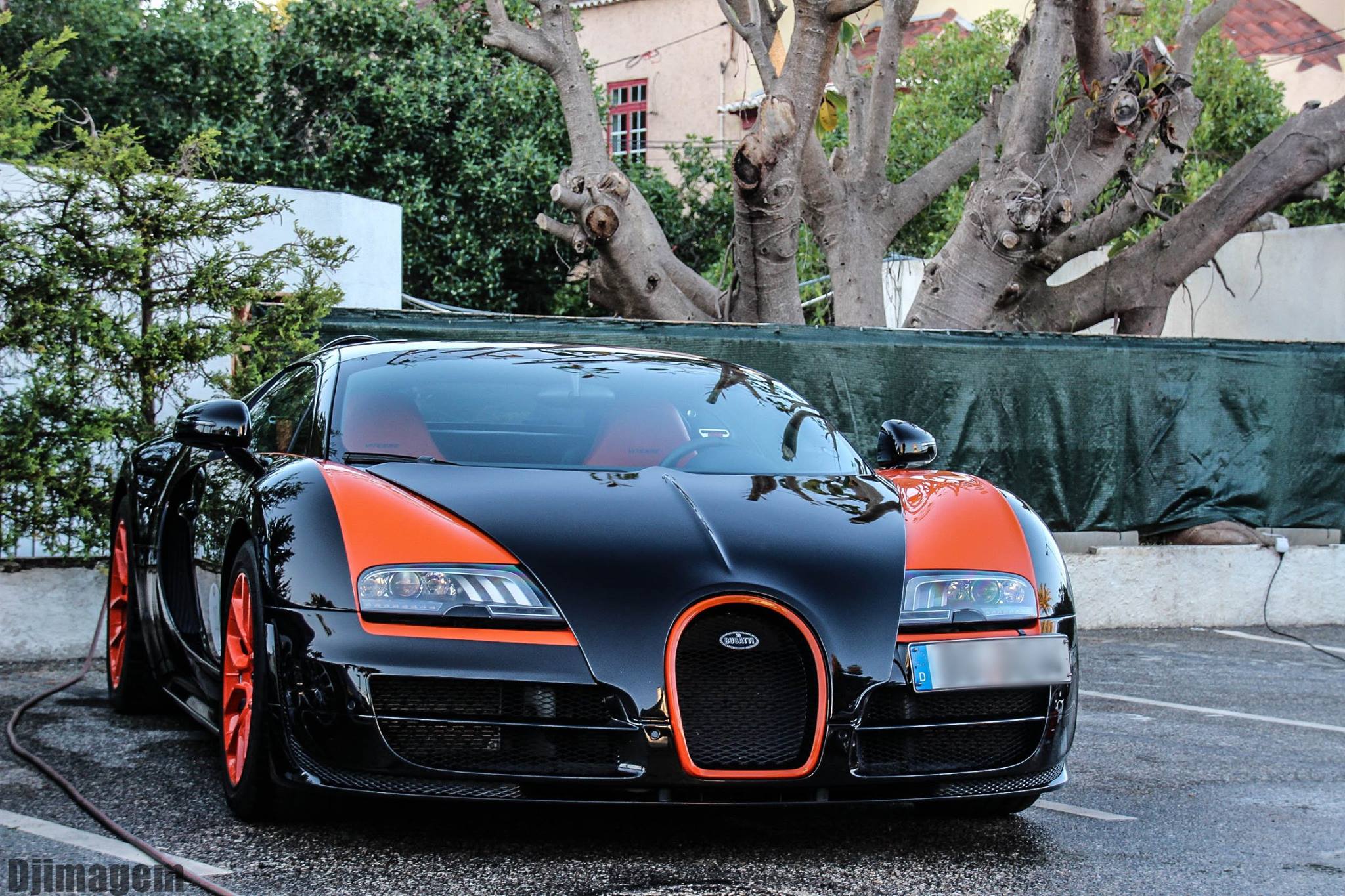 Dàn xe Bugatti Veyron tụ tập tại Bồ Đào Nha