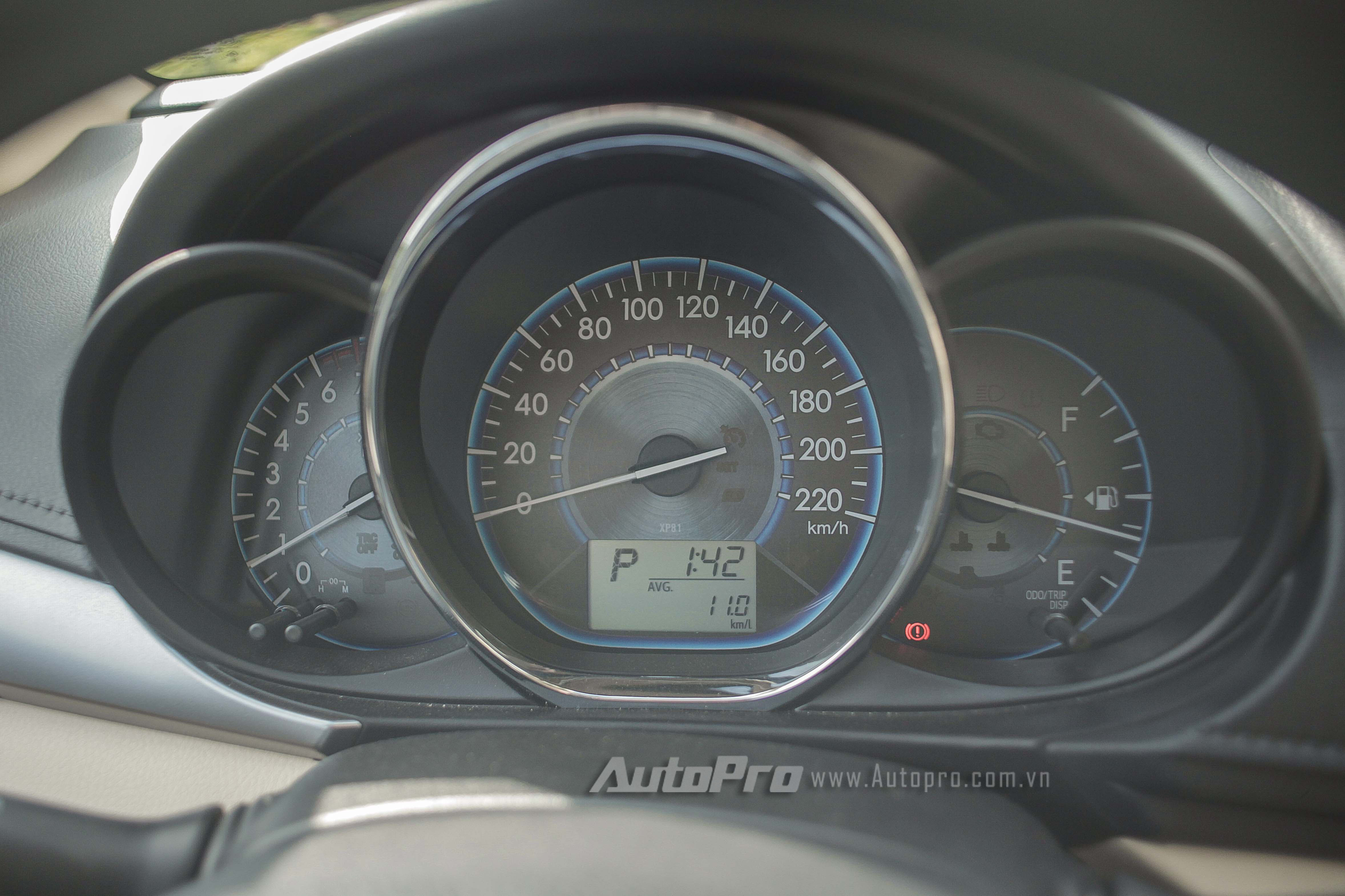 Đánh giá Toyota Vios 2016: Giải mã hiện tượng người Việt “cuồng” Vios