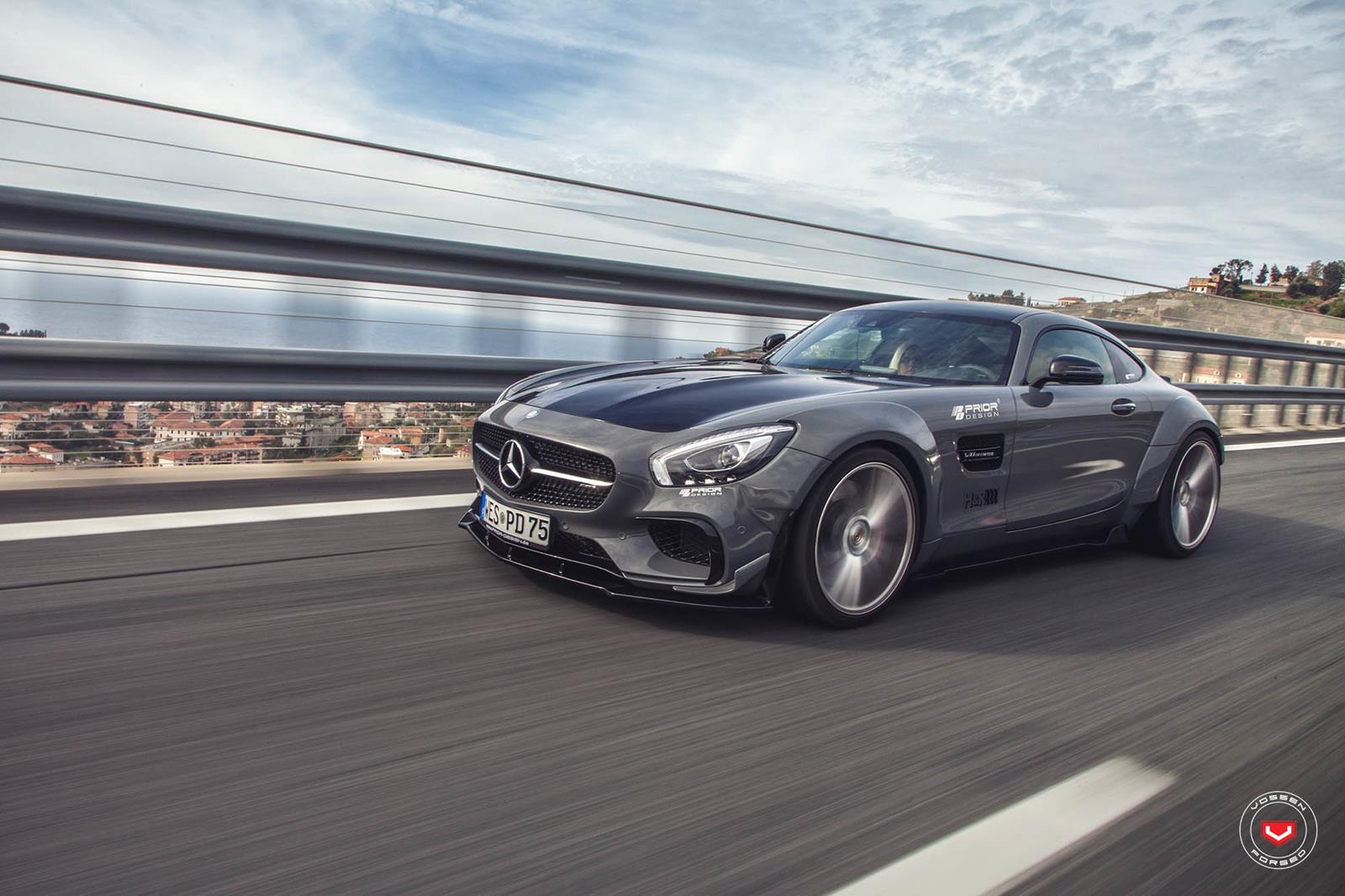 Siêu xe Mercedes AMG GTS đẹp hút hồn tại Monaco