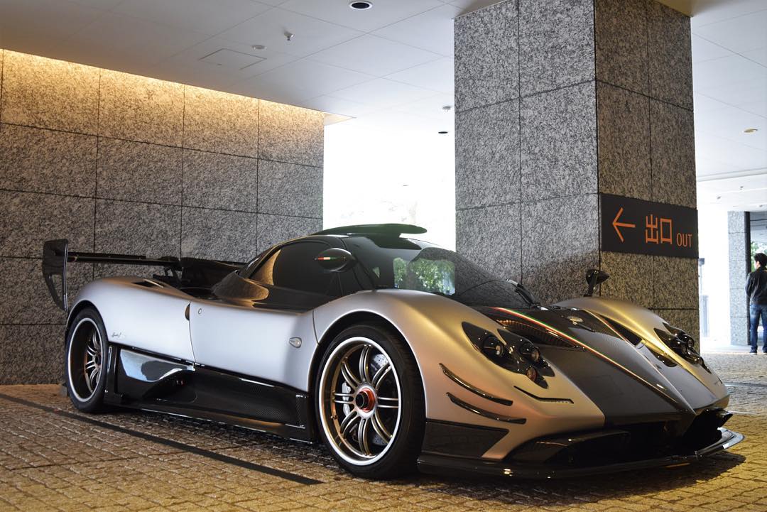 Pagani Zonda 760 Oliver Evolution - Siêu xe độc nhất ra đời theo ý ...