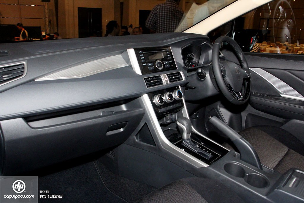 Xem trước hình ảnh ngoài đời thực của mẫu MPV mới mà Mitsubishi dành ...