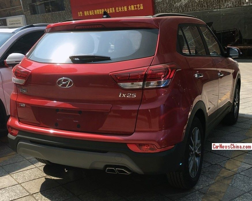 Crossover cỡ nhỏ Hyundai ix25 2017 trình làng với giá tốt