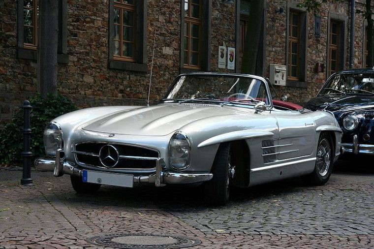 Chiếc Mercedes-Benz 300SL đặc biệt của Thủ tướng Canada Justin Trudeau