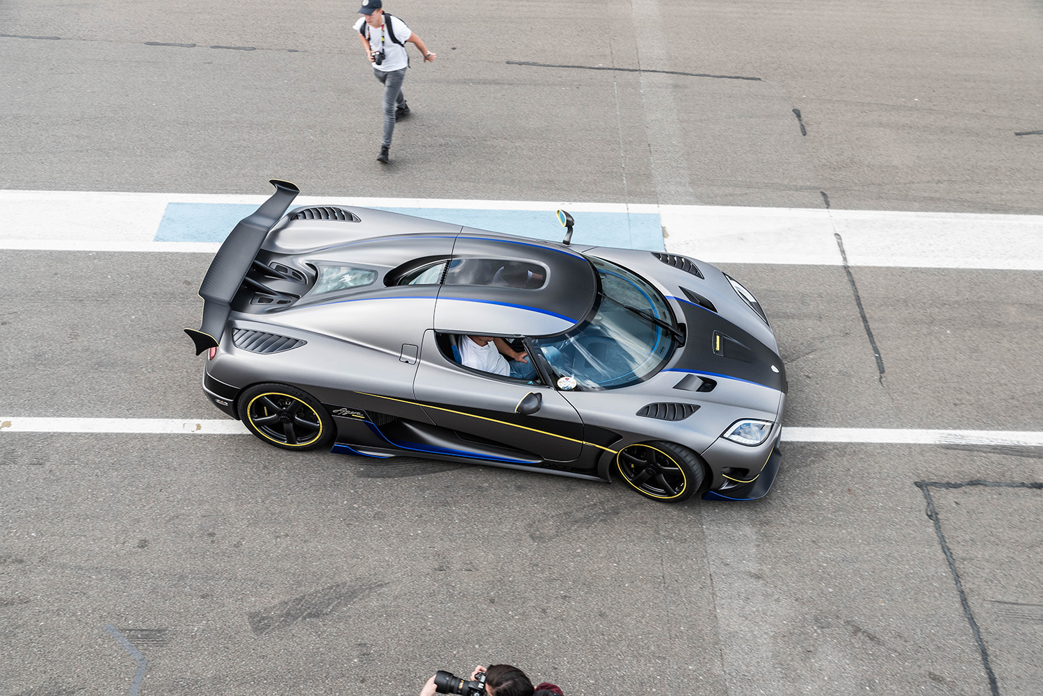 "Đại tiệc" siêu xe ở trường đua TT-Circuit Assen Hà Lan