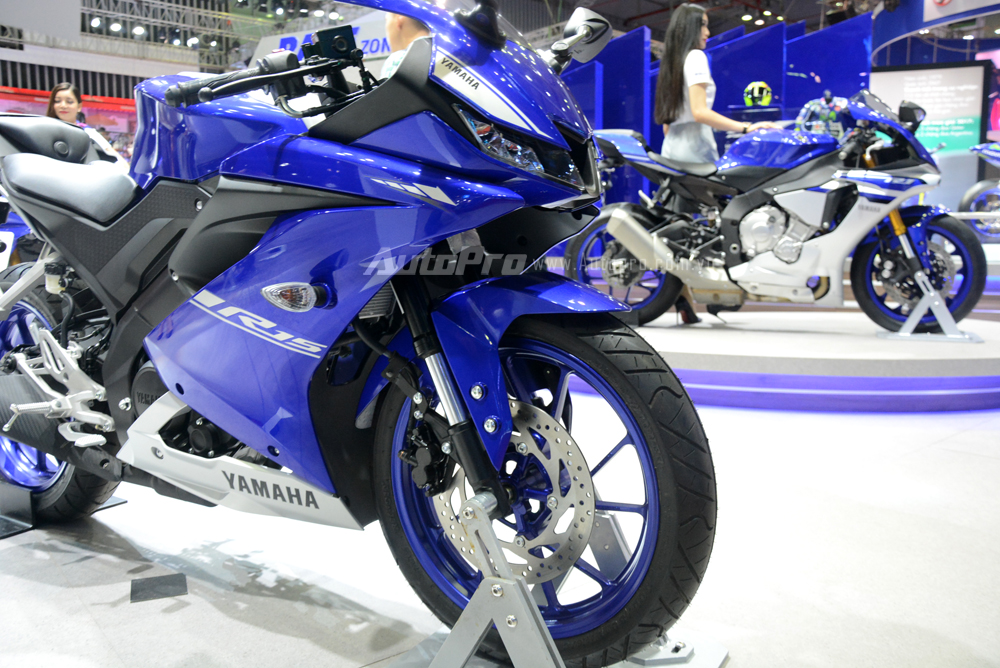 Cận cảnh Yamaha R15 3.0 2017 đầu tiên xuất hiện tại Việt Nam