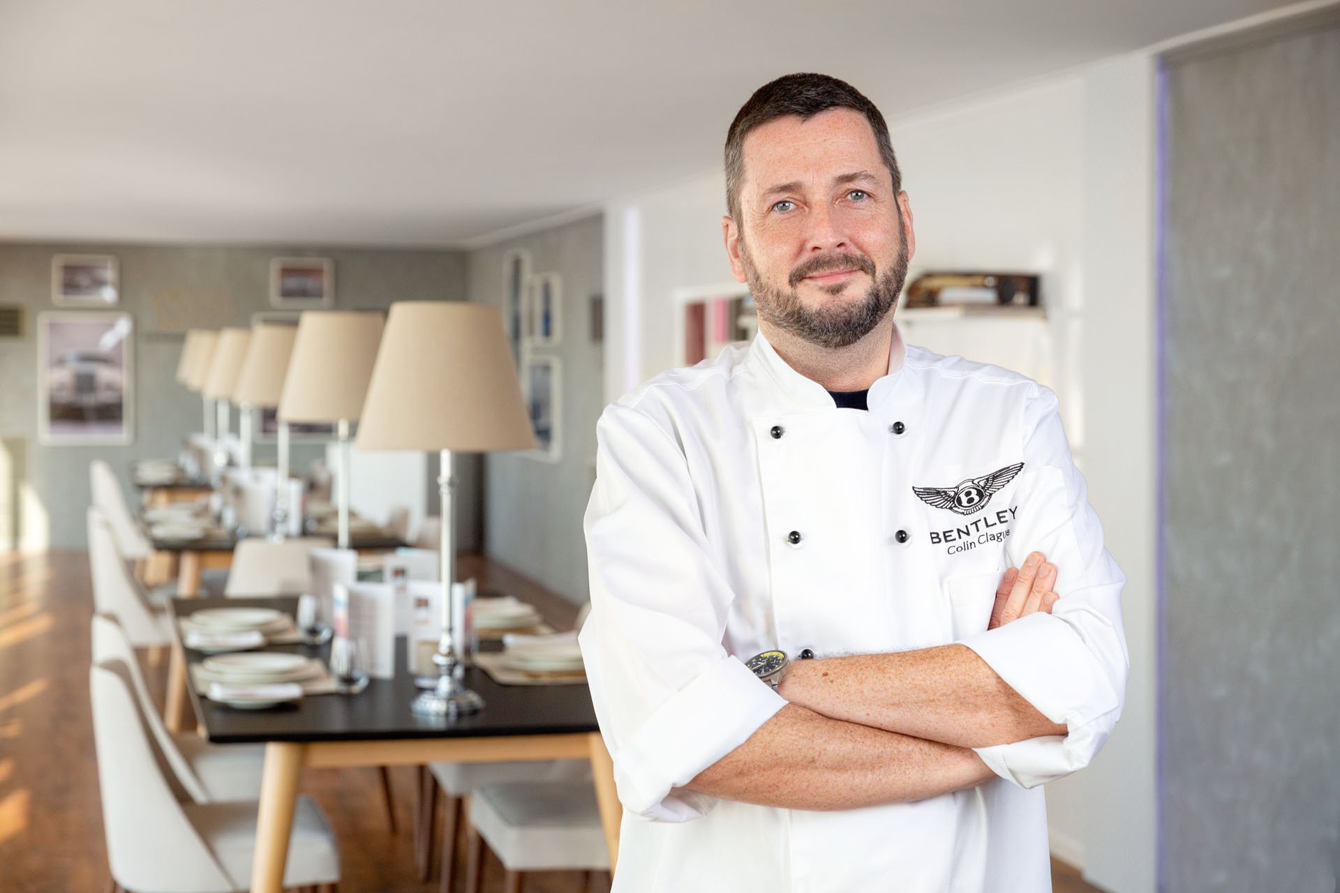 Đỉnh cao sang trọng: Bentley xây nhà hàng riêng trên đỉnh núi cao nhất ...