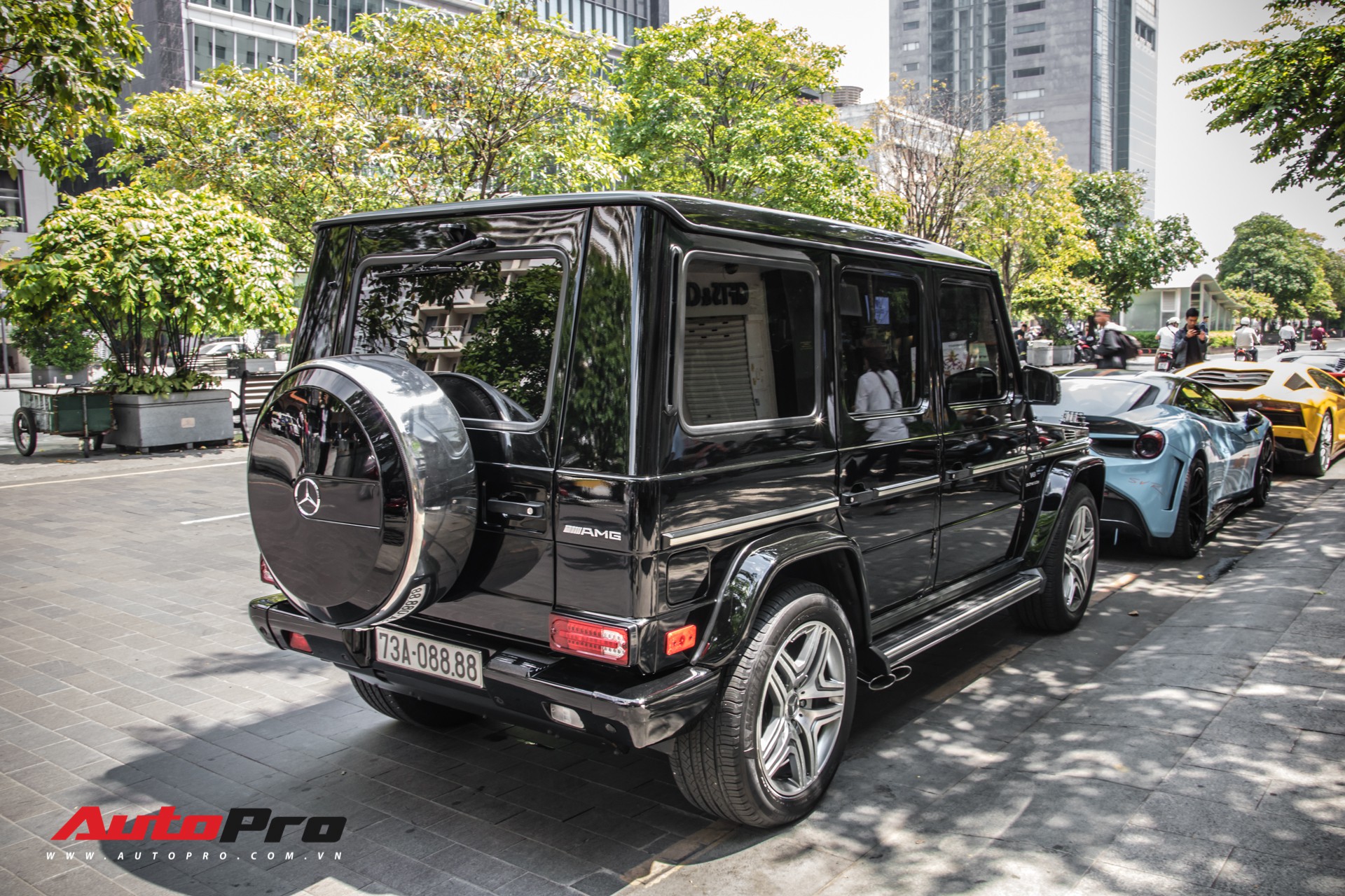 Hàng hiếm Mercedes-Benz G55 AMG biển tứ quý 8 xuất hiện tại Sài Gòn với ...