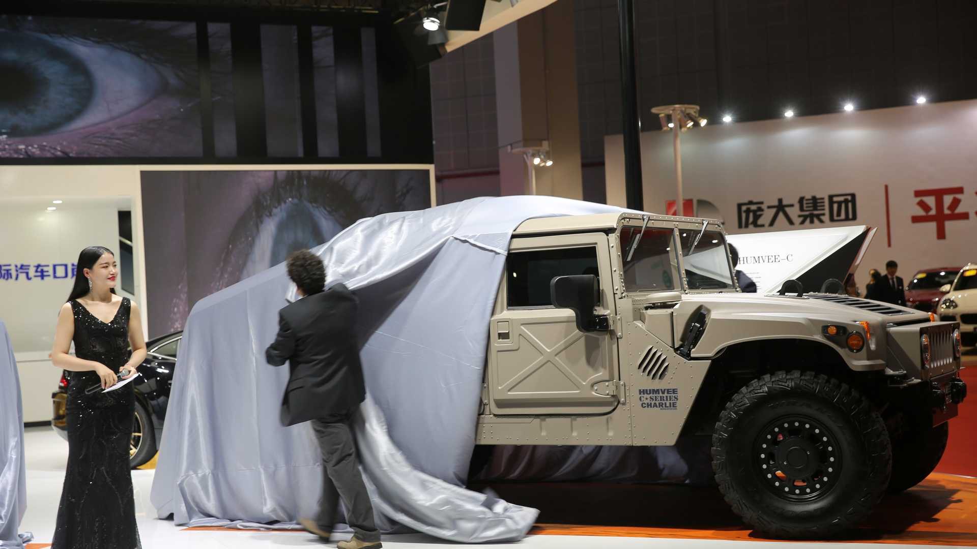 2 đại gia Mỹ xâu xé thương hiệu chế tạo Humvee, SUV đình đám Hummer ...