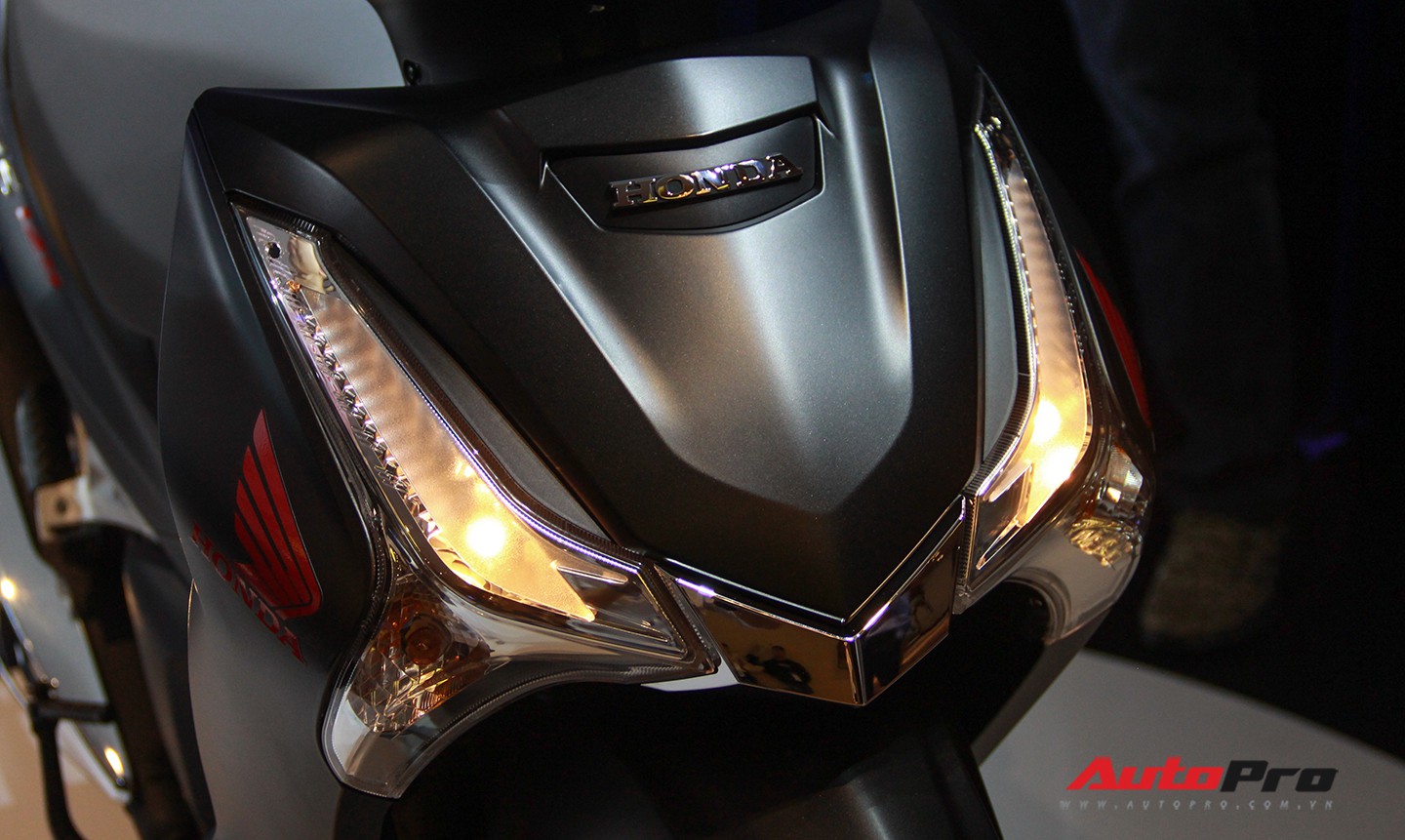 Chi tiết Honda Future 2018 giá từ 30,2 triệu, xe số đầu tiên trang bị ...