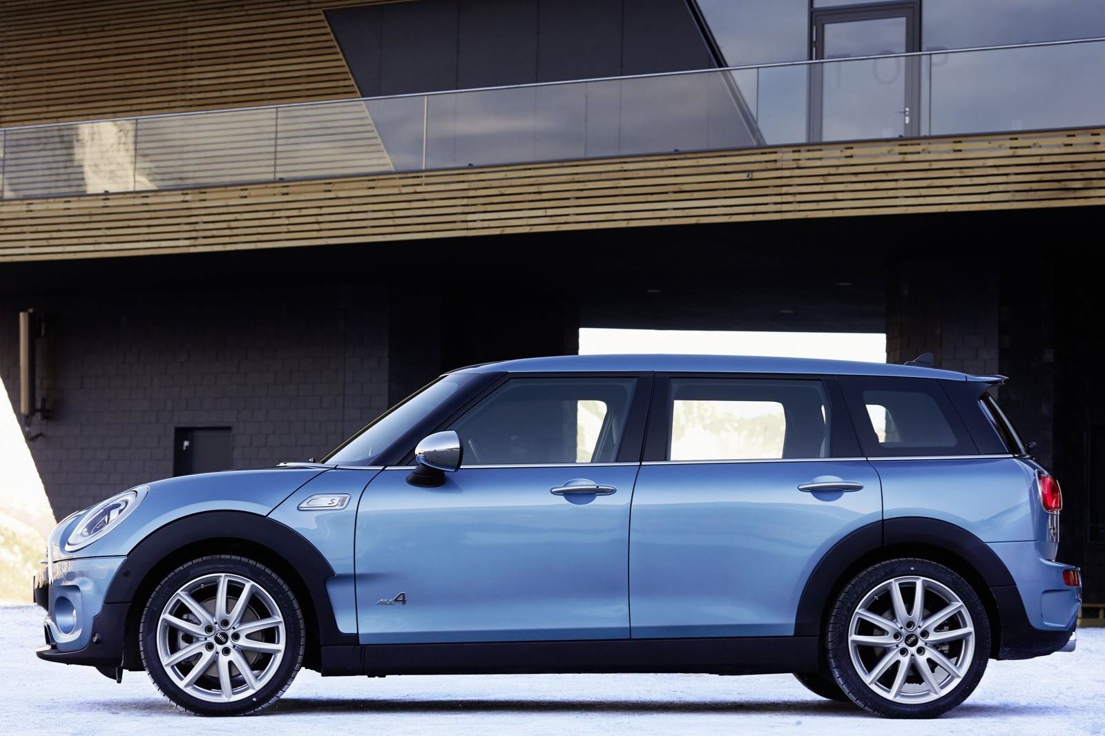 6 dòng xe station wagon tuyệt vời mà chẳng ai mua