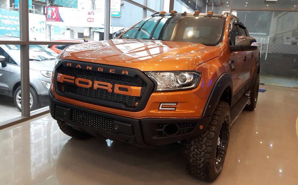 Trong khi Ranger tăng giá, những mẫu xe Ford khác vẫn giảm giá mạnh