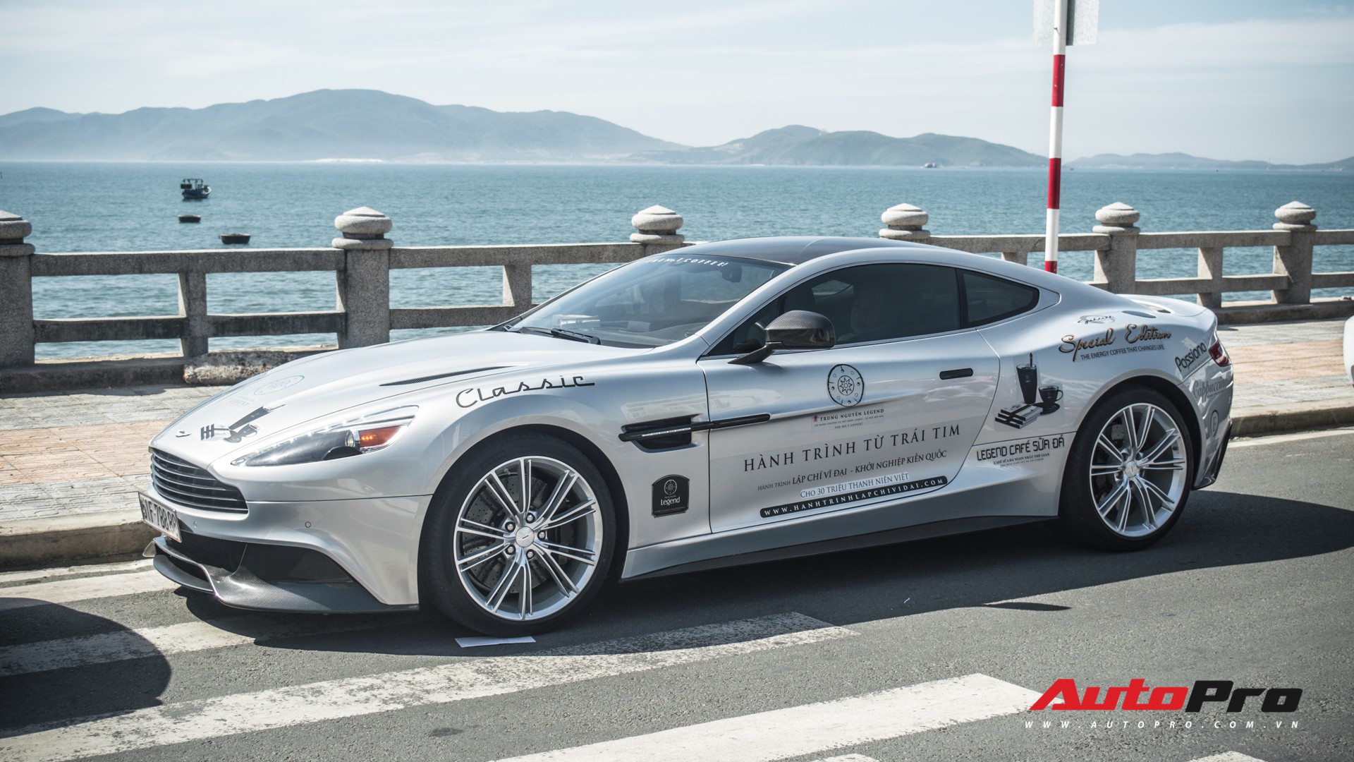 Hành trình từ trái tim ngày 5: Chùm ảnh đẹp siêu xe và dàn Range Rover ...