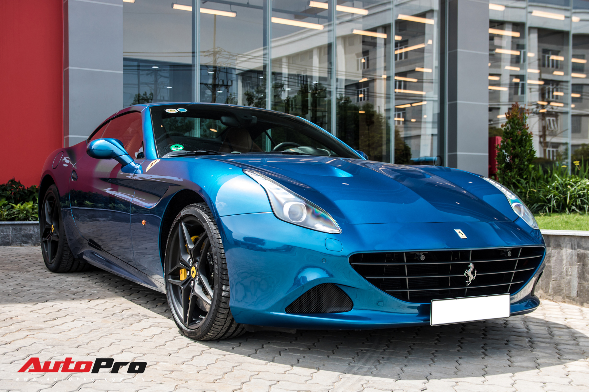 Ferrari California T từng của ông Đặng Lê Nguyên Vũ bất ngờ xuất hiện ...
