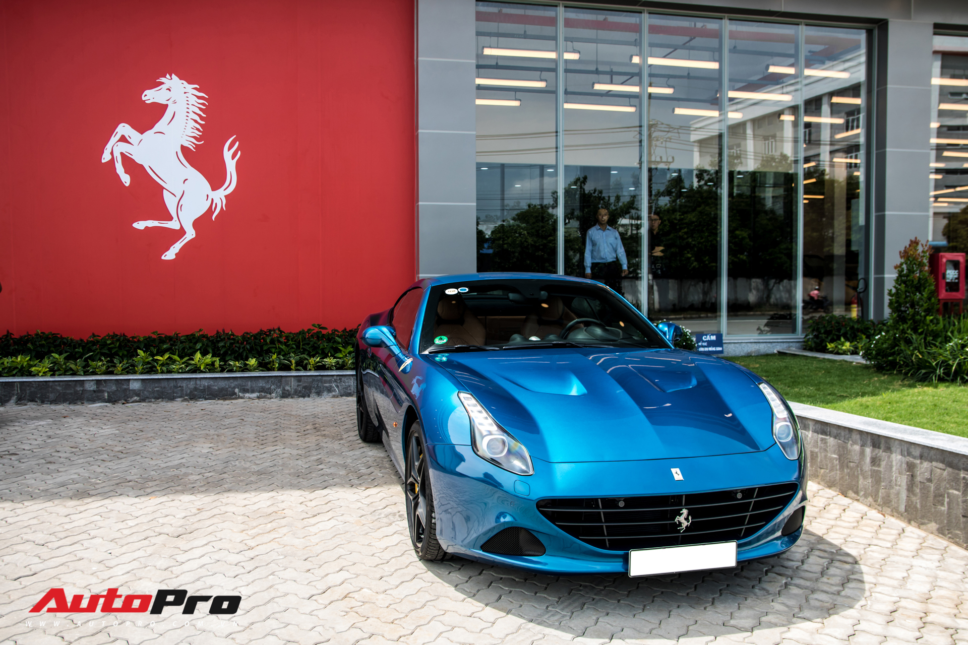 Ferrari California T từng của ông Đặng Lê Nguyên Vũ bất ngờ xuất hiện ...