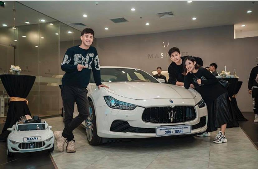 Vợ chồng Trang Lou sắm Maserati Ghibli nhưng cư dân mạng lại chú ý đến ...