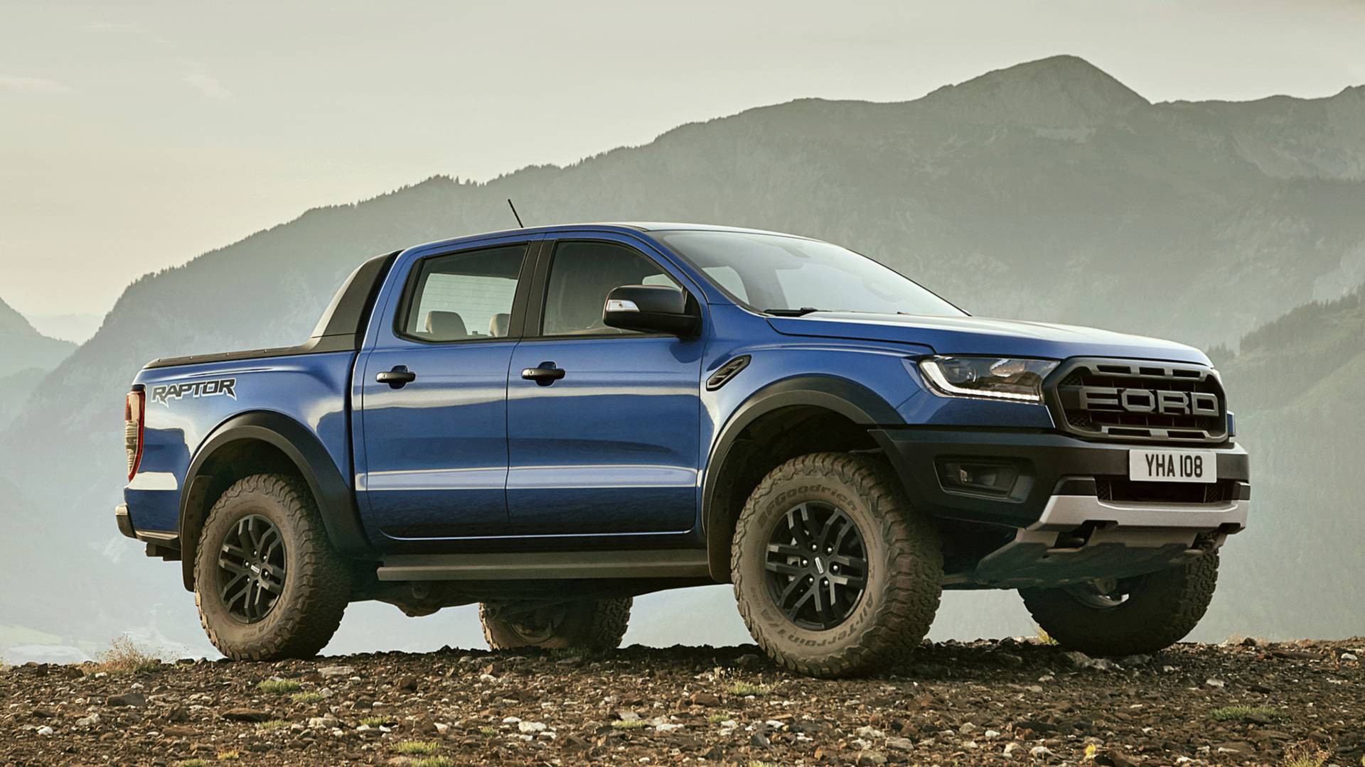 Ford cân nhắc tung siêu Ranger Raptor dùng động cơ Mustang 700 mã lực ...