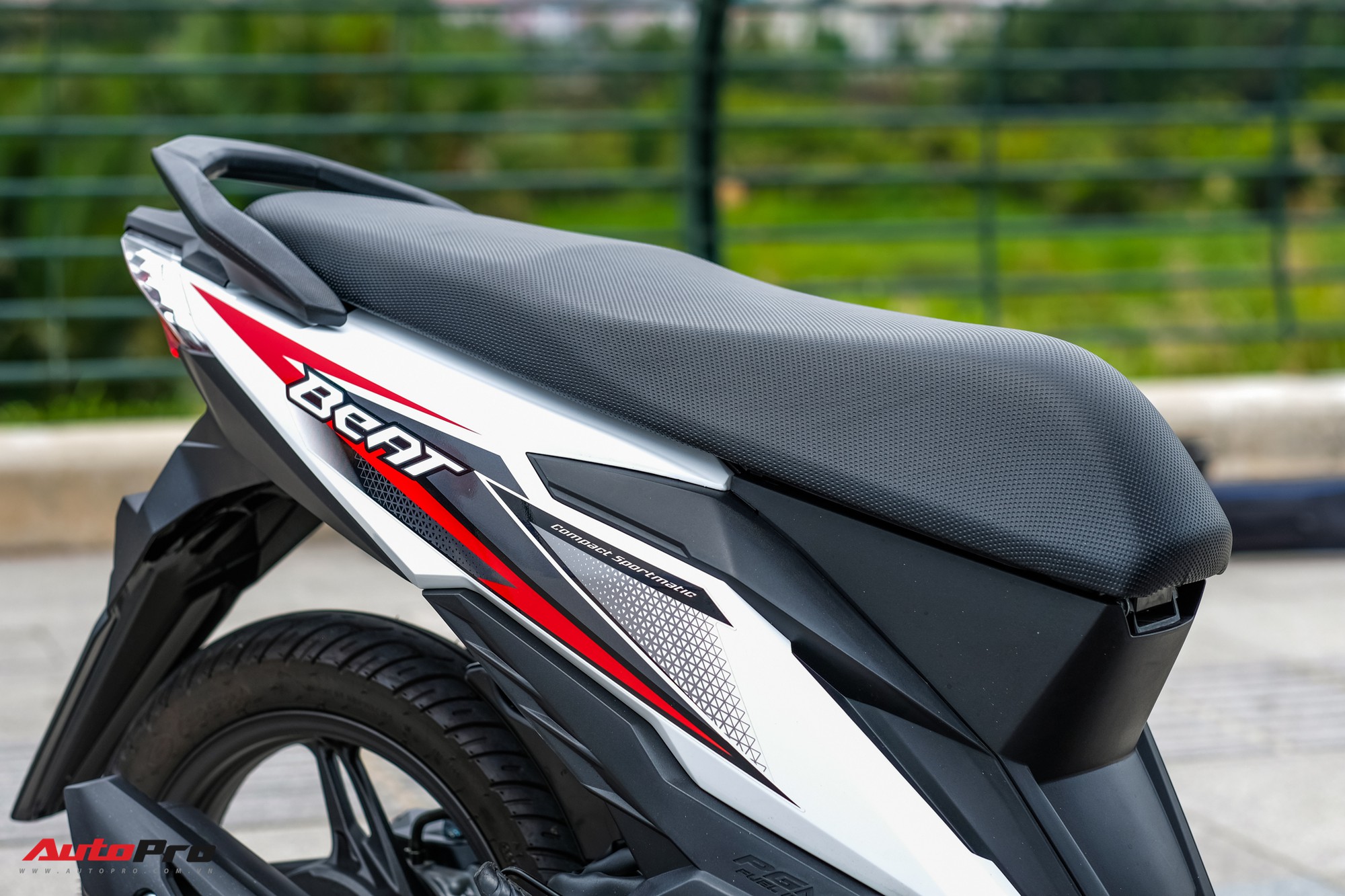 Chi tiết Honda BeAT 110 - kiểu dáng nam tính, nhập khẩu Indonesia, giá ...