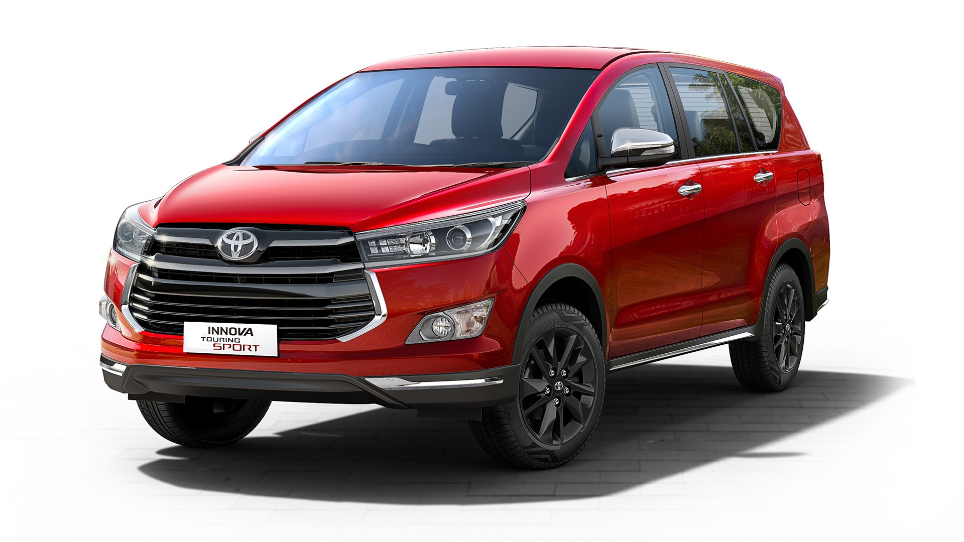 Toyota Innova và Fortuner bổ sung thêm tính năng và trang bị trong tháng 4