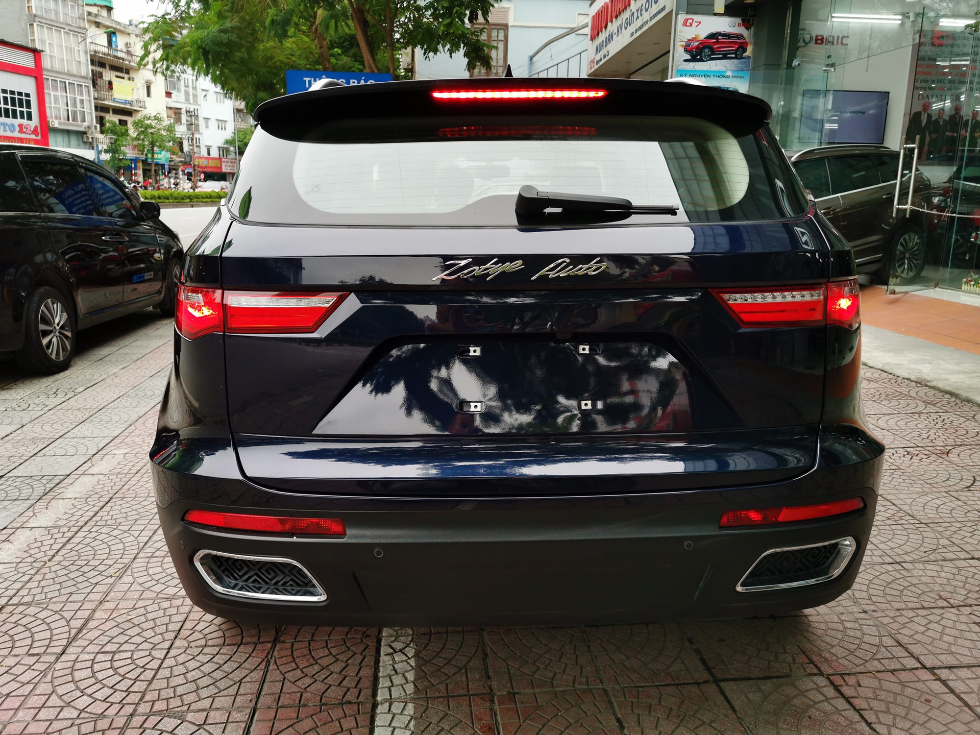 Xe Trung Quốc Zotye Z8 bán lỗ chỉ 70 triệu đồng sau 20.000 km nhưng vẫn ...