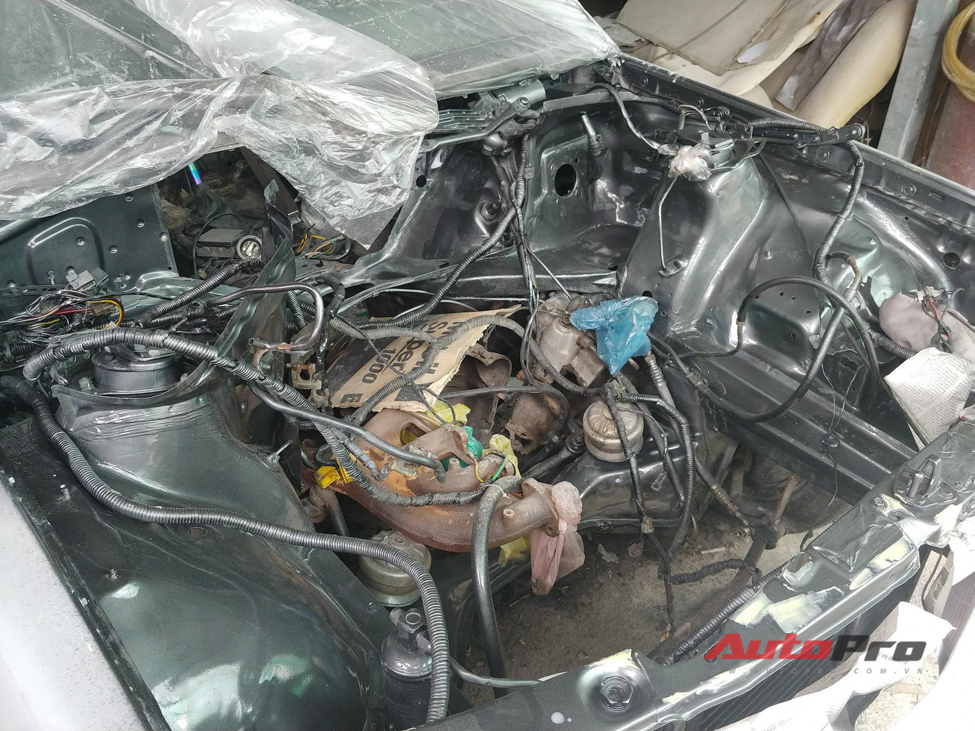 Người chơi xe Biên Hoà phục dựng Mercedes-Benz 190E đời 1988: Hy sinh ...