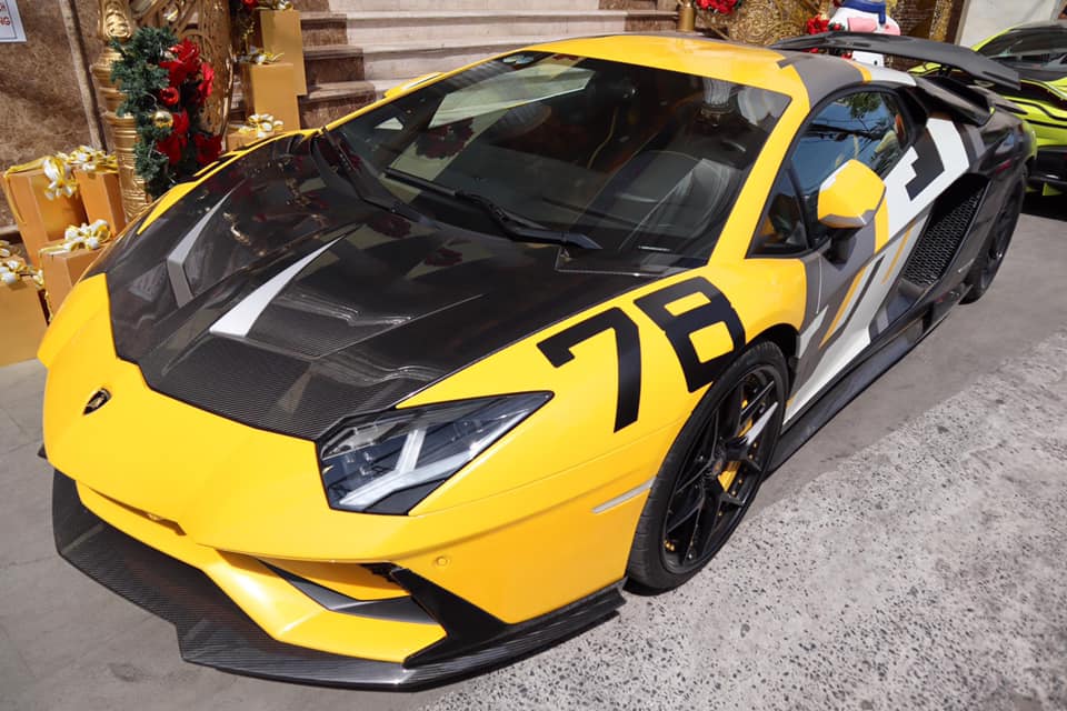 Đại gia Hoàng Kim Khánh mạnh tay lột xác của Lamborghini Aventador S ...