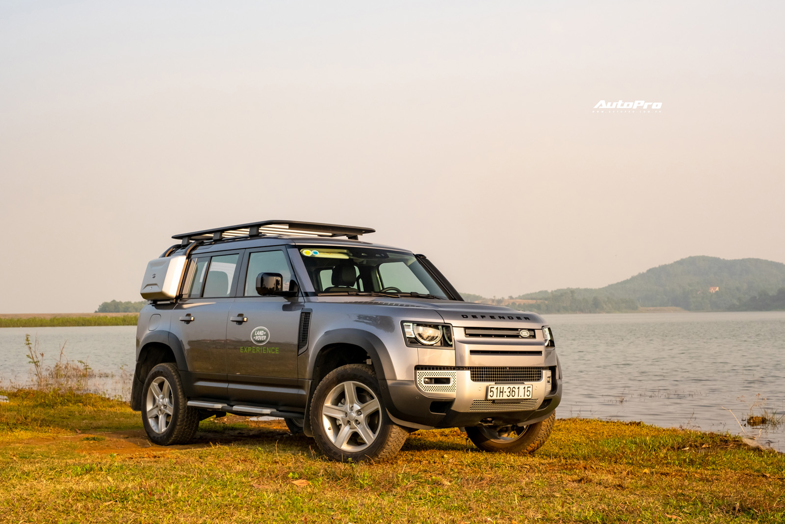 [Chém xe] Land Rover Defender - Ty tỷ thứ hay ho dùng hàng ngày nếu ...