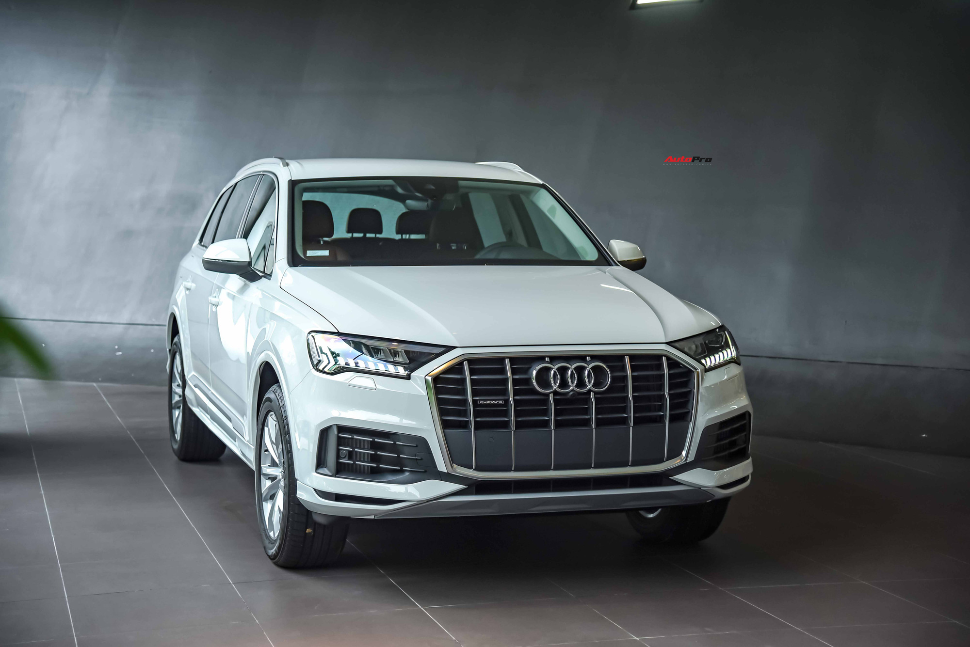 Khám phá Audi Q7 2020 vừa ra mắt Việt Nam: Đấu Mercedes-Benz GLE và BMW ...