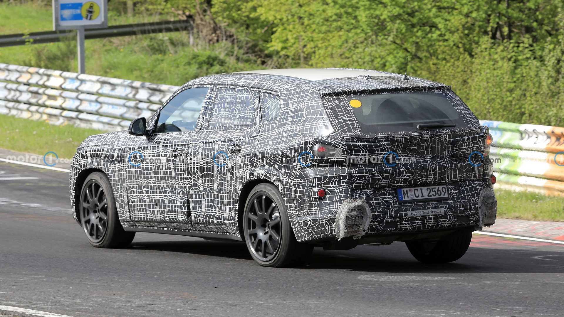 Siêu SUV BMW X8 lại xuất hiện trên đường thử: Chi tiết hông xe tiết lộ ...