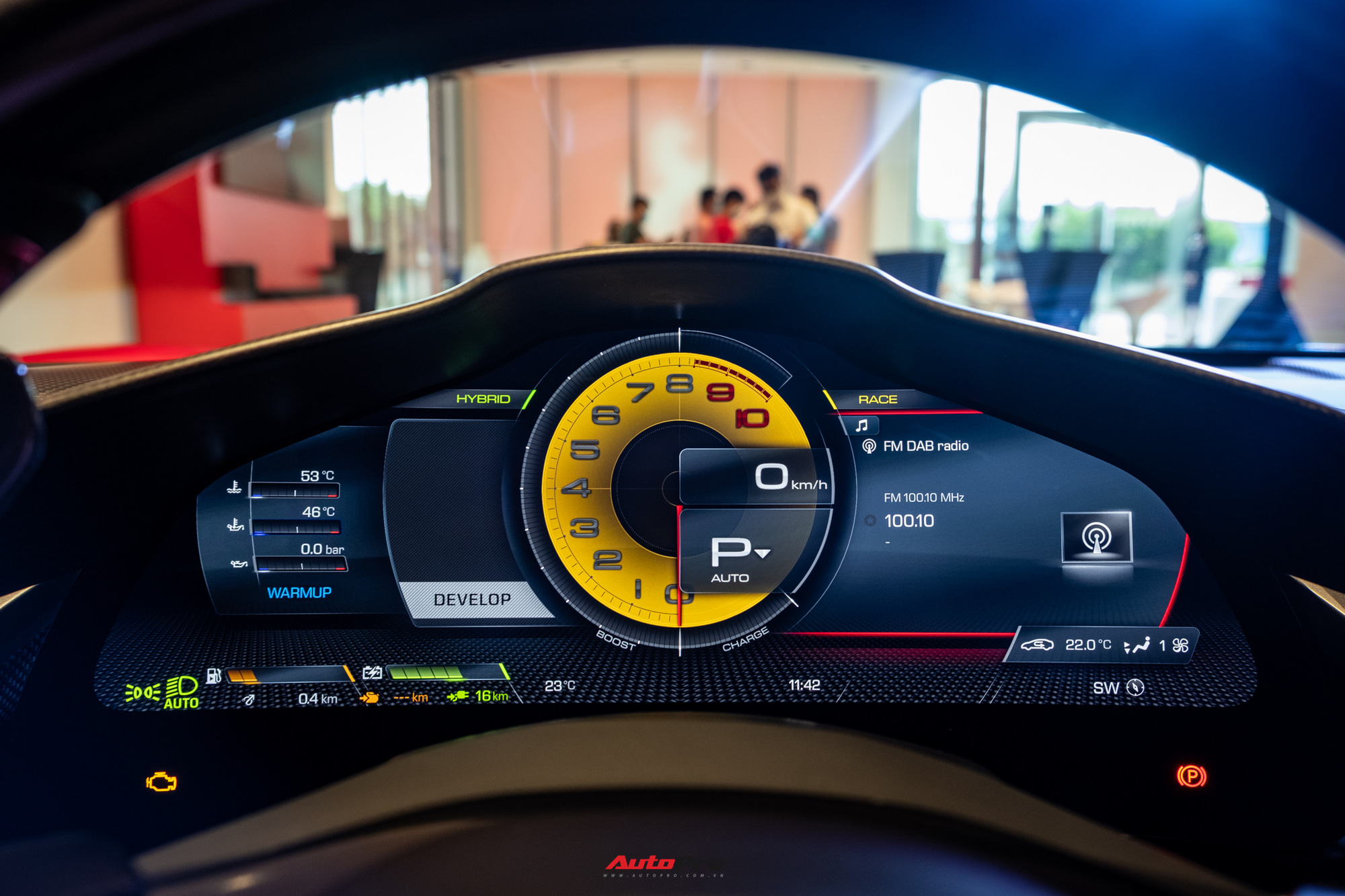 Ferrari SF90 Stradale chính hãng đầu tiên về Việt Nam: Giá trên 30 tỷ ...