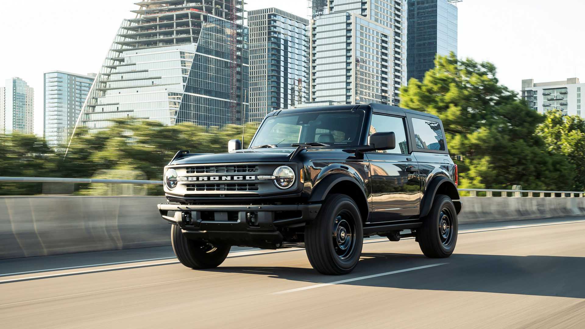 Màn nâng cấp khó hiểu của Ford Bronco: Xe còn chưa giao nhưng đã tính ...