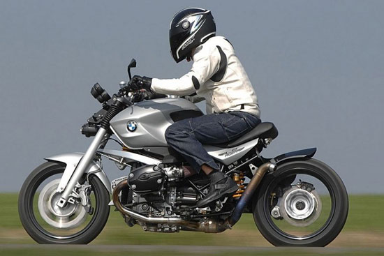 BMW R 1200R "biến hình" thành BMW Low Rider
