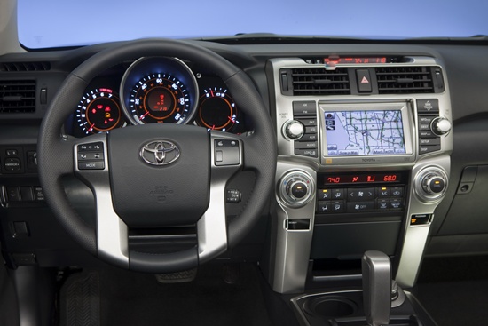 Toyota 4Runner 2010- Phong phú và mạnh mẽ hơn