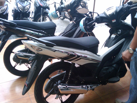 Yamaha Việt Nam chính thức ra mắt mẫu xe LEXAM 115