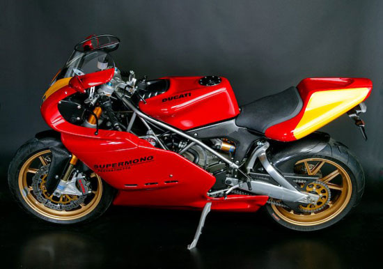 Supermono Strada – Xế khủng bản đặc biệt từ Ducati