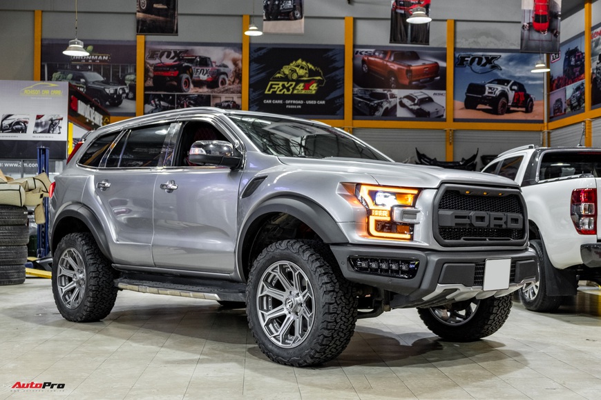 Ngắm Ford Everest độ F-150 hàng hiếm tại Việt Nam: Giá 150 triệu đồng ...