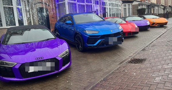 Bạn thân chú rể thuê dàn xe trăm tỷ đi ăn cưới: Siêu xe xếp kín phố ...