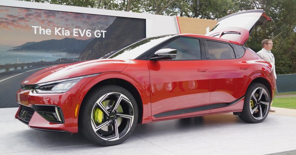 Bỏ triển lãm dồn tiền cho sự kiện VIP: Honda, Kia ra mắt xe cùng ...