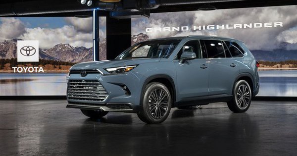 Toyota Grand Highlander có 7 điểm cho thấy sang kiểu thực dụng là thế ...