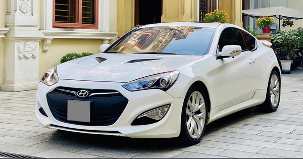 Chiếc Hyundai Genesis Coupe này giữ giá hơn Camry cùng đời: Sau 12 năm ...